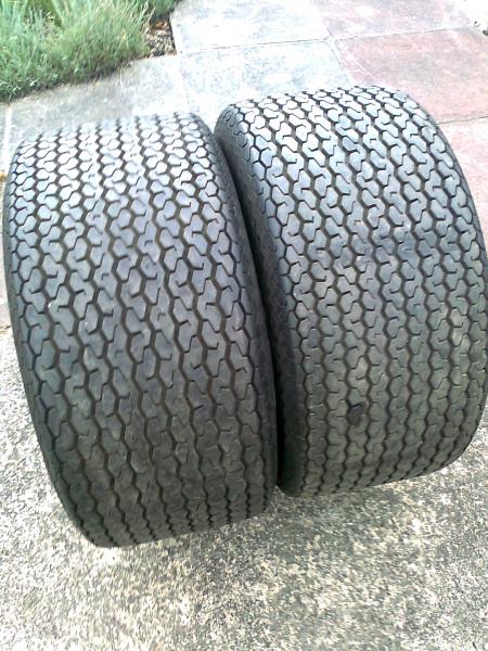 Pair pos-a-traction NR50-15 Radial tyres