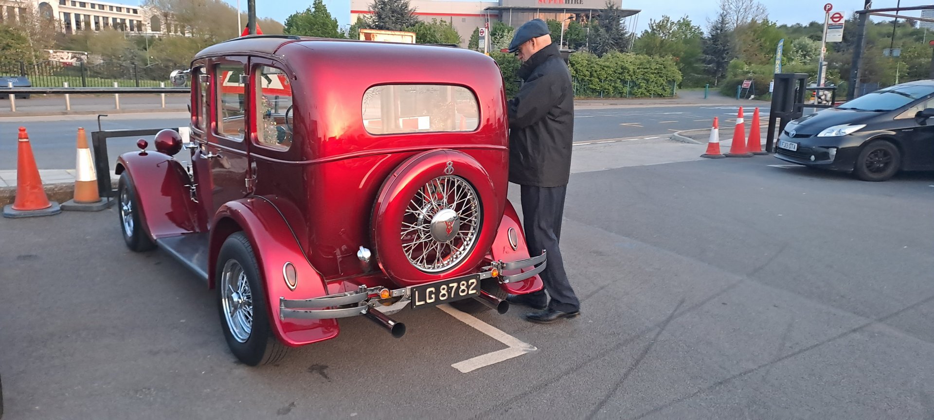 Ace cafe hot rod night