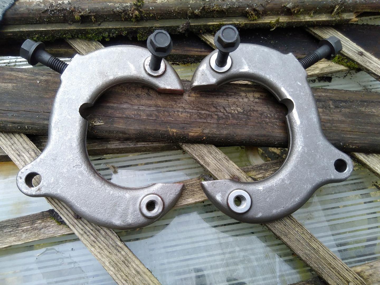 pair of 1978 up metric gm calipers with mustang 2 spindle caliper ...